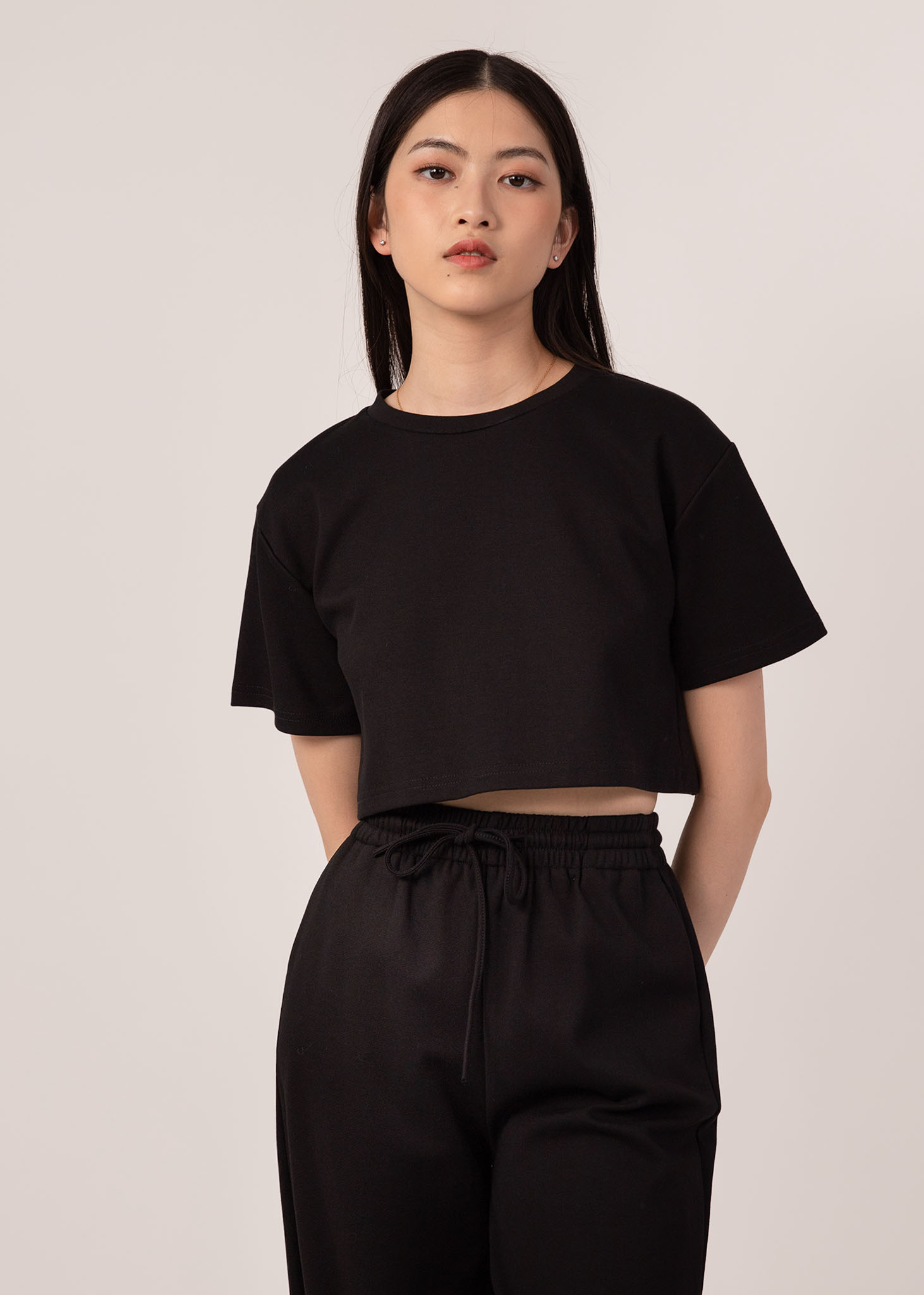 Relaxed Fit Boxy Top in Black | 6STYLE
