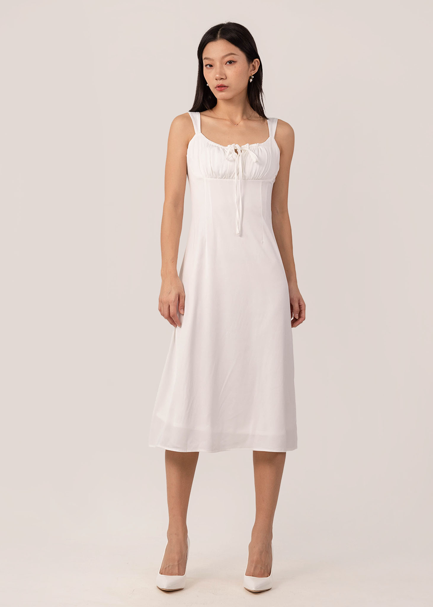 Symphony Tie String Midi Dress in White | 6STYLE