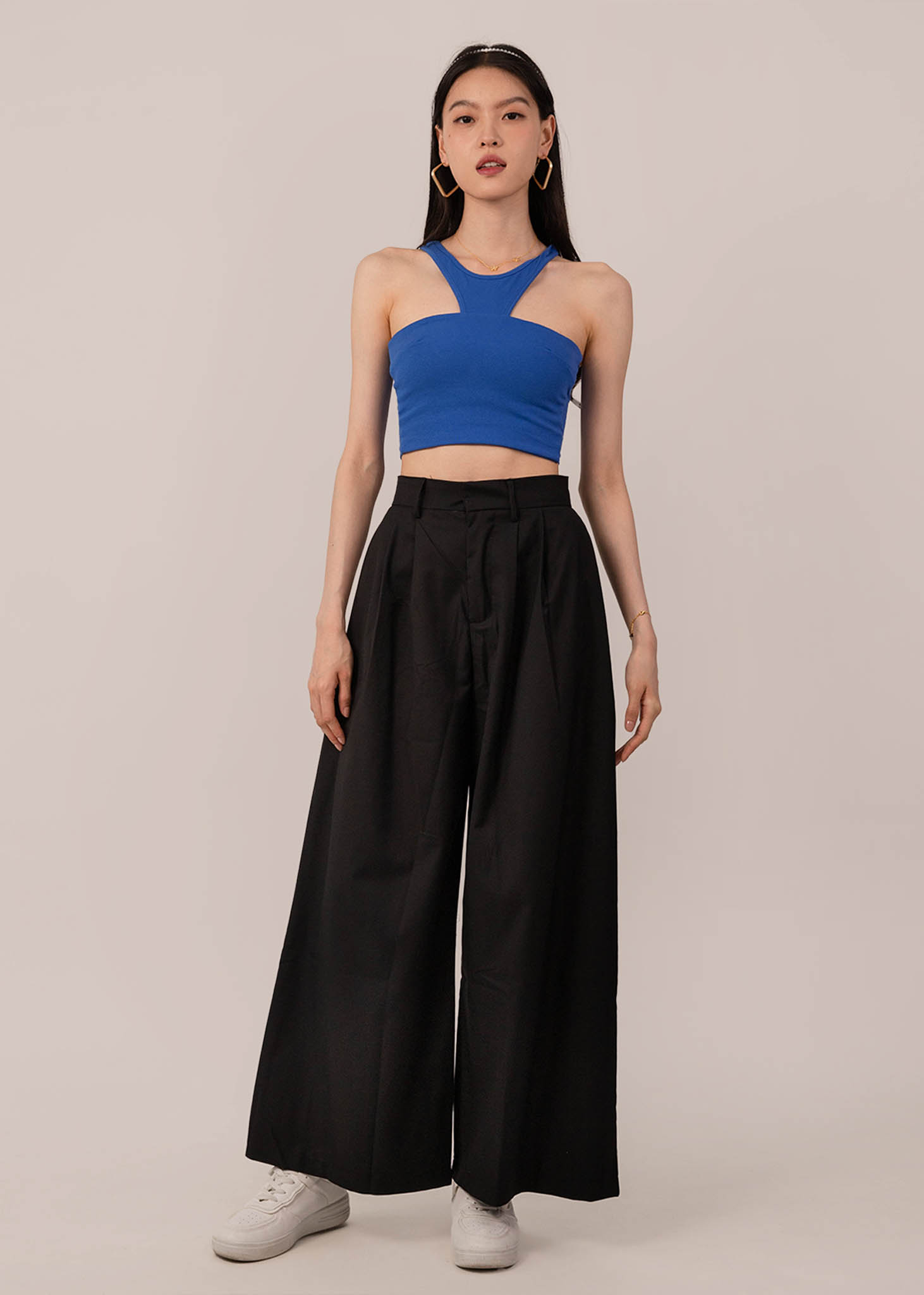 Flowing Flare Palazzo Pants in Black | 6STYLE