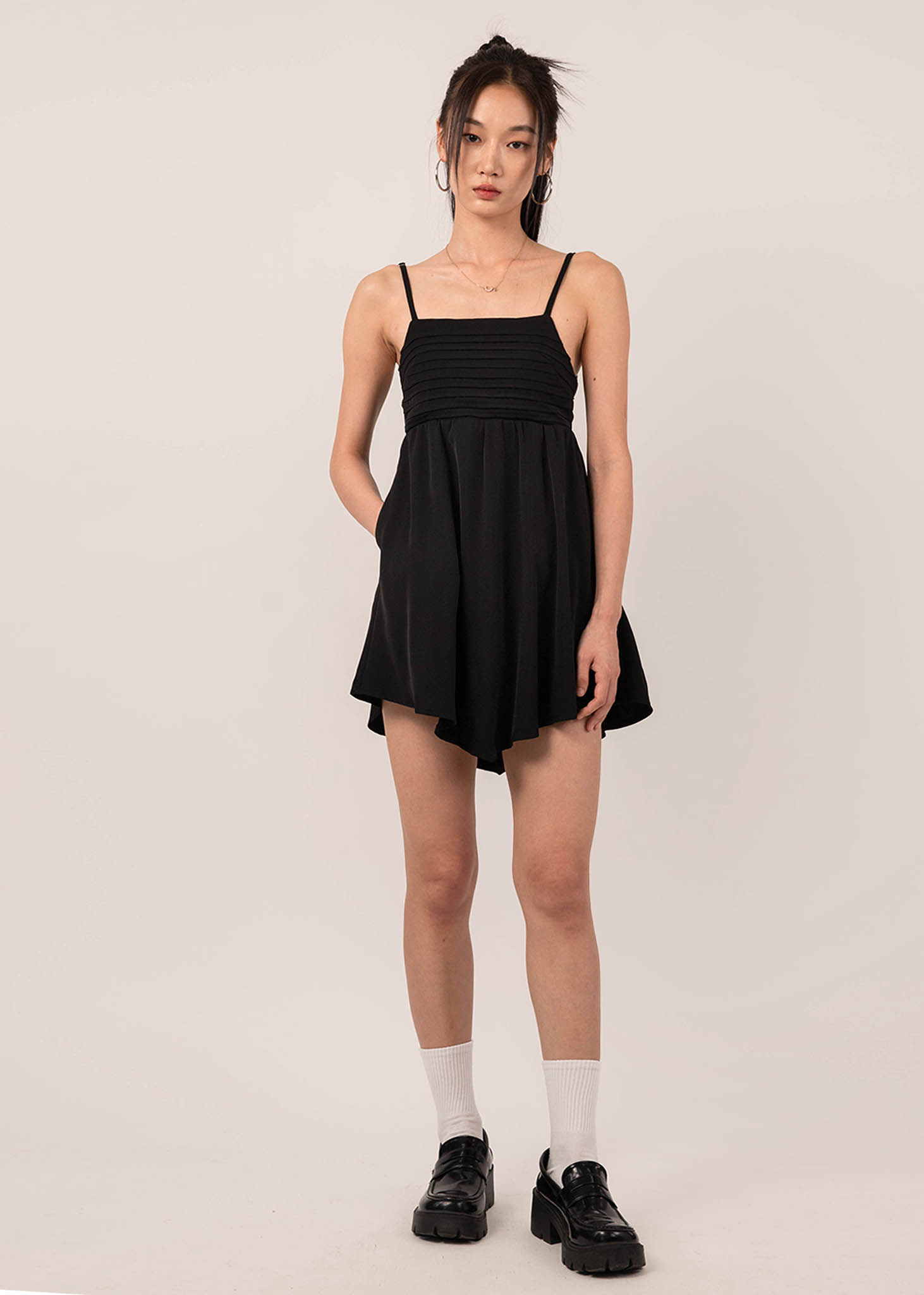 Perfect Angle Ruched Dress in Black | 6STYLE